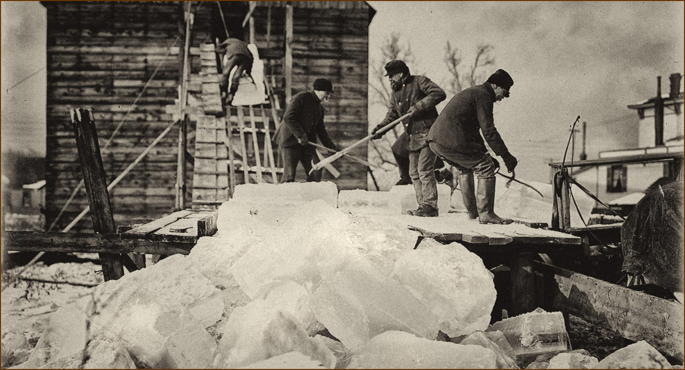 This turn-of-the-20th century photo from the Library of Congress shows ...